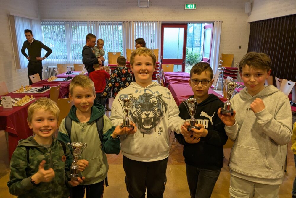 Calluna en De Rots plaatsen zich voor OSBO Kampioenschap schaken - De ...