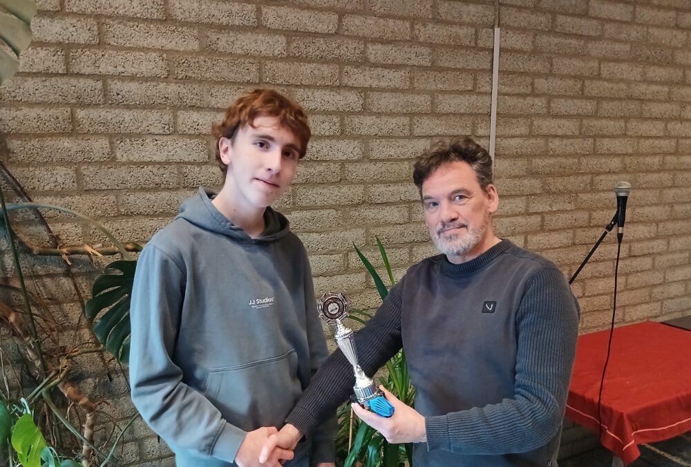 Joas Meijer winnaar van 20e editie Tinnen Soldaat jeugdschaaktoernooi ...